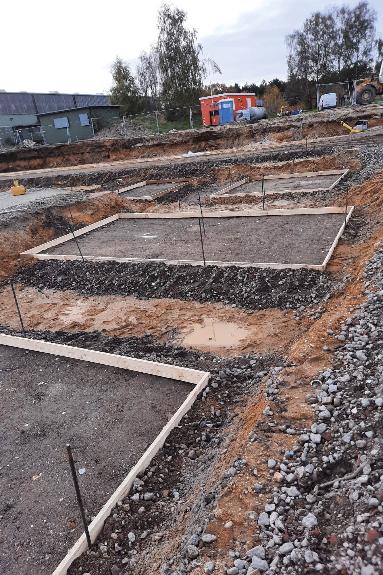 AVG-Familie im Einsatz am Airport Weeze